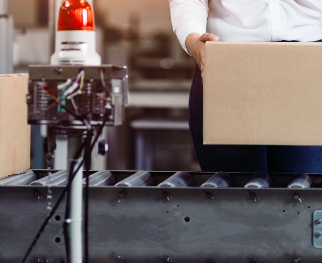 Improve Packaging with Advanced Cubing and Weighing Systems